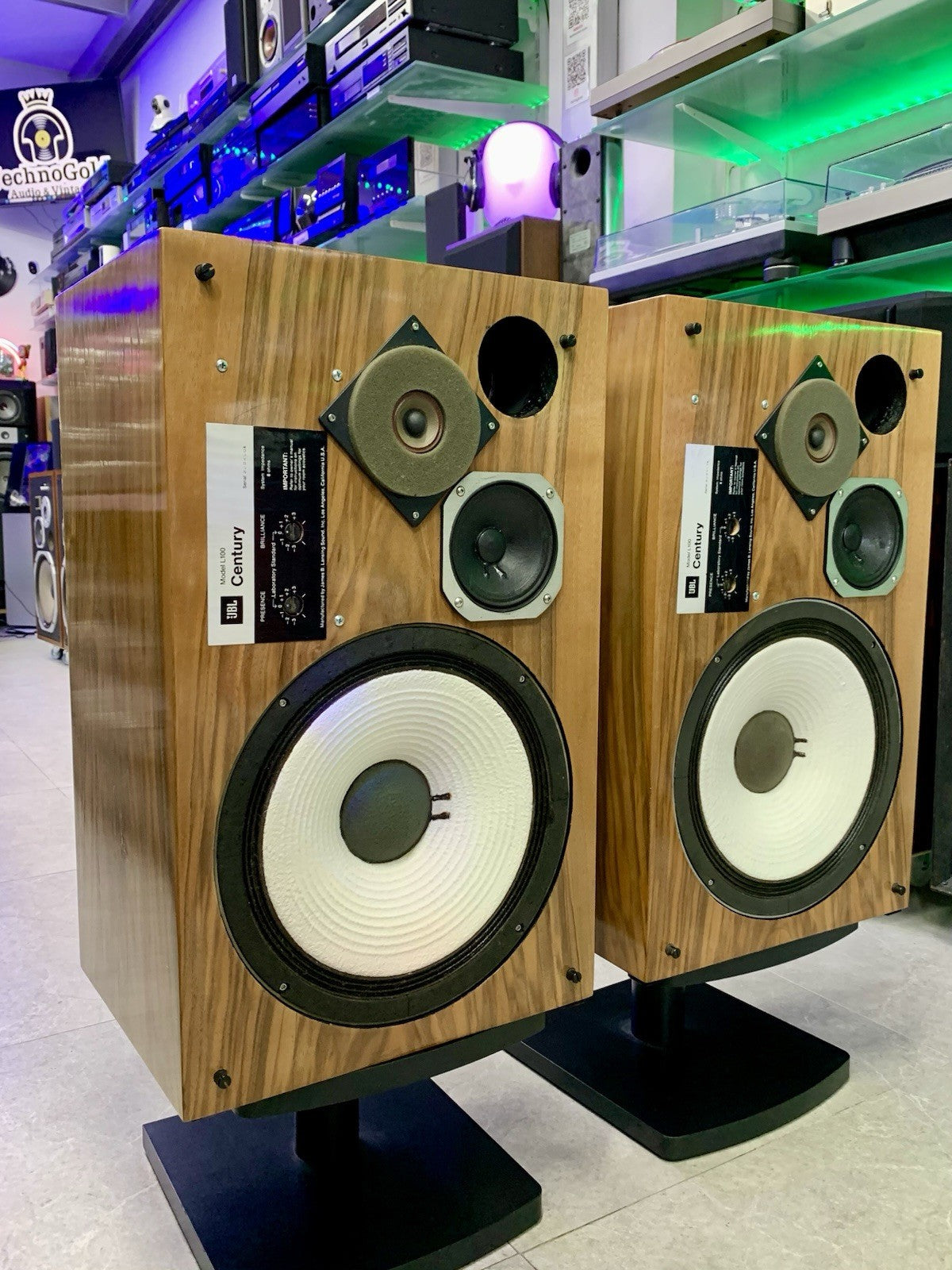 JBL L 100 Century LEGENDARY Studio Monitor Speakers Vintage 1970 WORK – TechnoGold Audio & Vintage